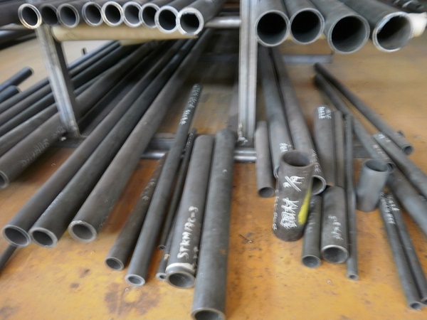 鉄丸パイプ STKM13A-SH シームレス菅 各品形状の(1000～100mm)各定寸長さでの販売 | 横山テクノ 制作事例